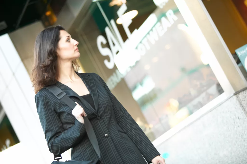 14 Tips for Dropping off a Resume in Person - CEOMichaelHR Resume ...